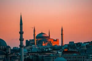 Plug For Turkey: What You Need To Know - Plug Travel Guide